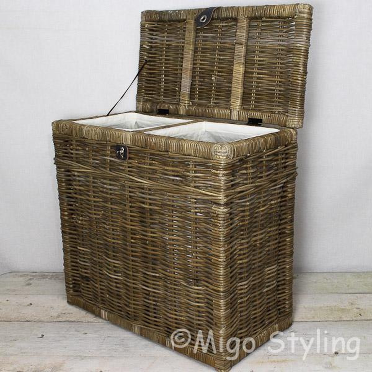 Wasmand-Duo-2 vakken-Riet-Rotan-Binnenvoering-Sorteervakken | bol