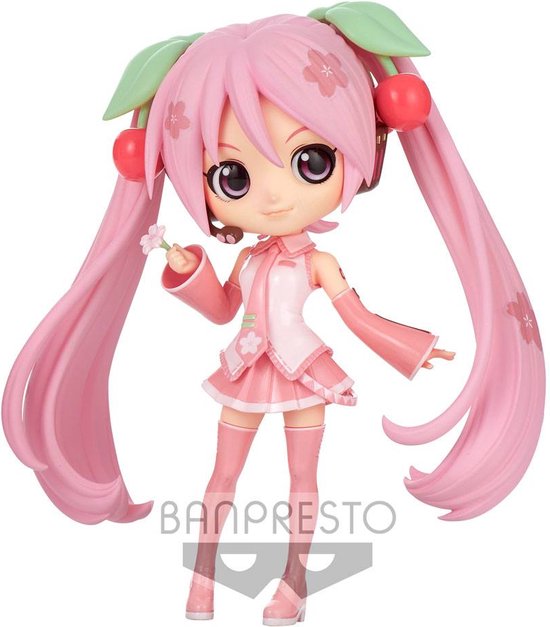 Hatsune Miku Q Posket Mini Figure Sakura Miku Ver. B 14 cm | bol.com