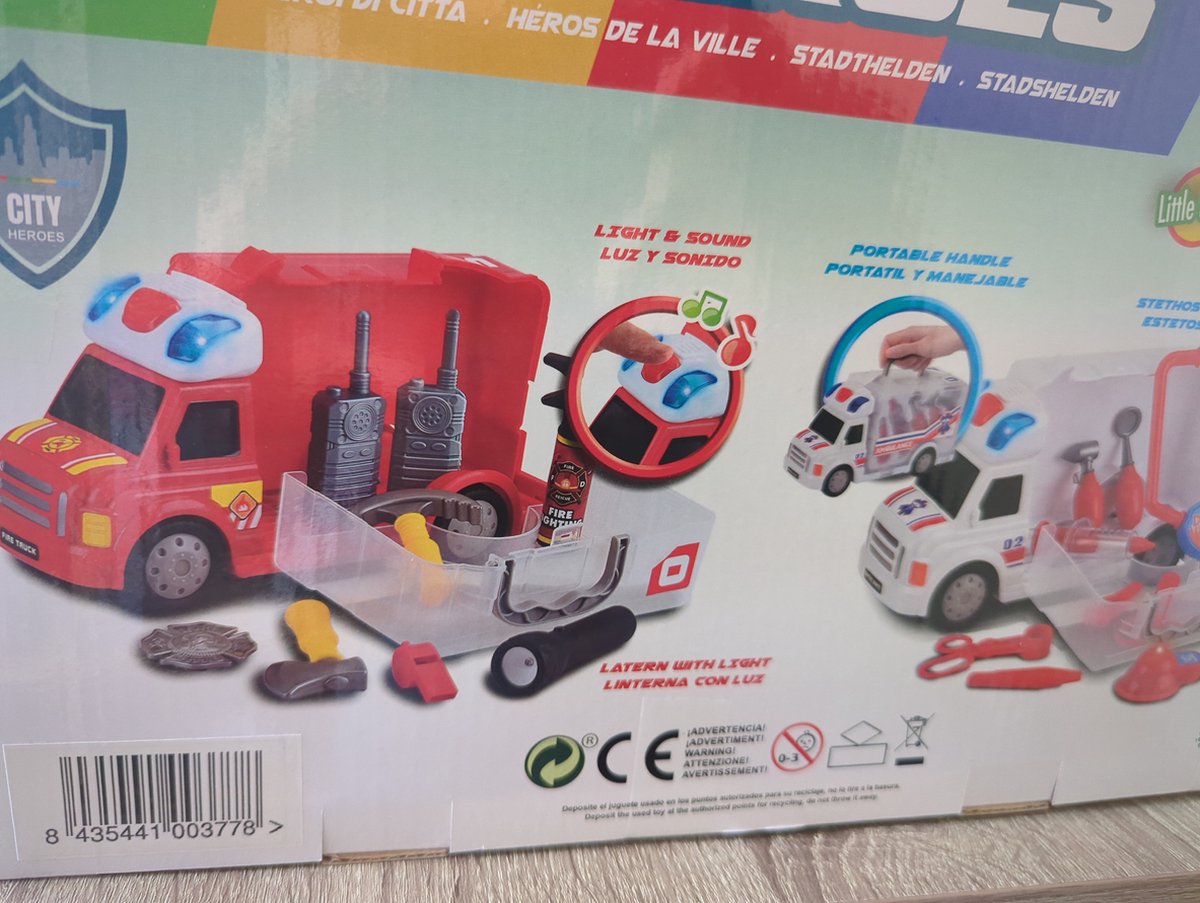 Ambulance Dokterskoffer - Tachan - Speelgoedauto met Doktersspullen ...