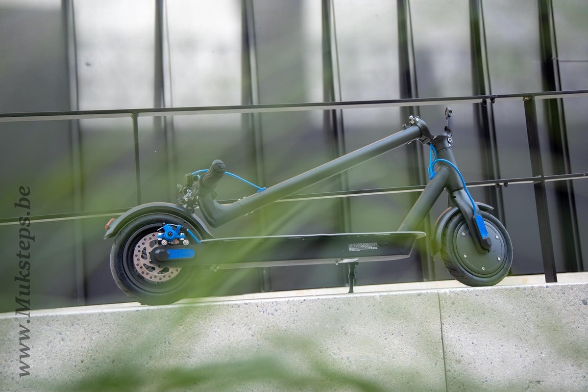 Ninebot by Segway ES2- Zwart - Electrische step - Segway | bol