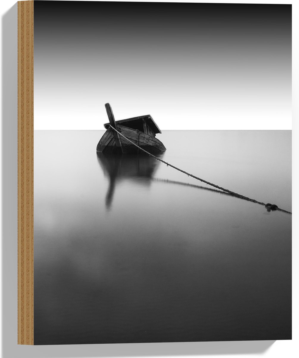 WallClassics - Hout - Zinkende Houten Boot op Meer (zwart-wit) - 30x40 ...