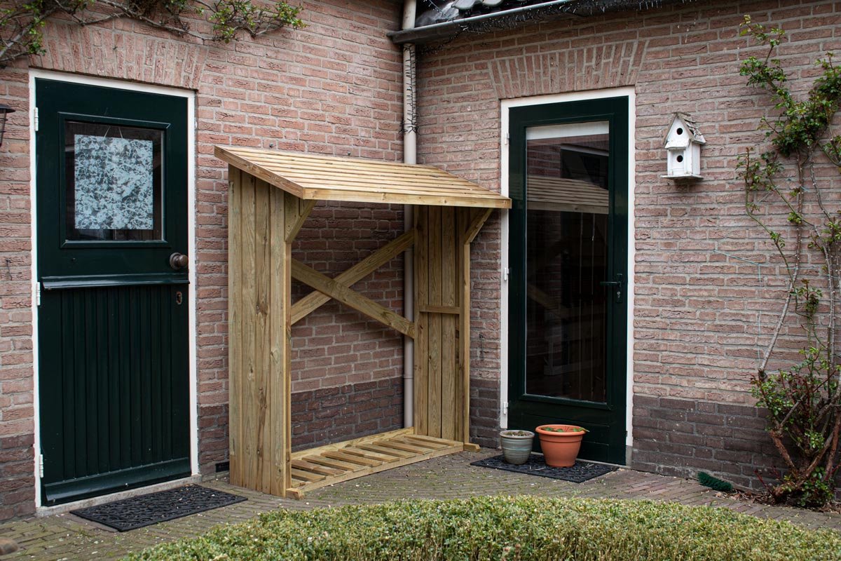 Houtopslag | Houtberging | Haardhout opslag | Haardhoutopslag met vloer ...