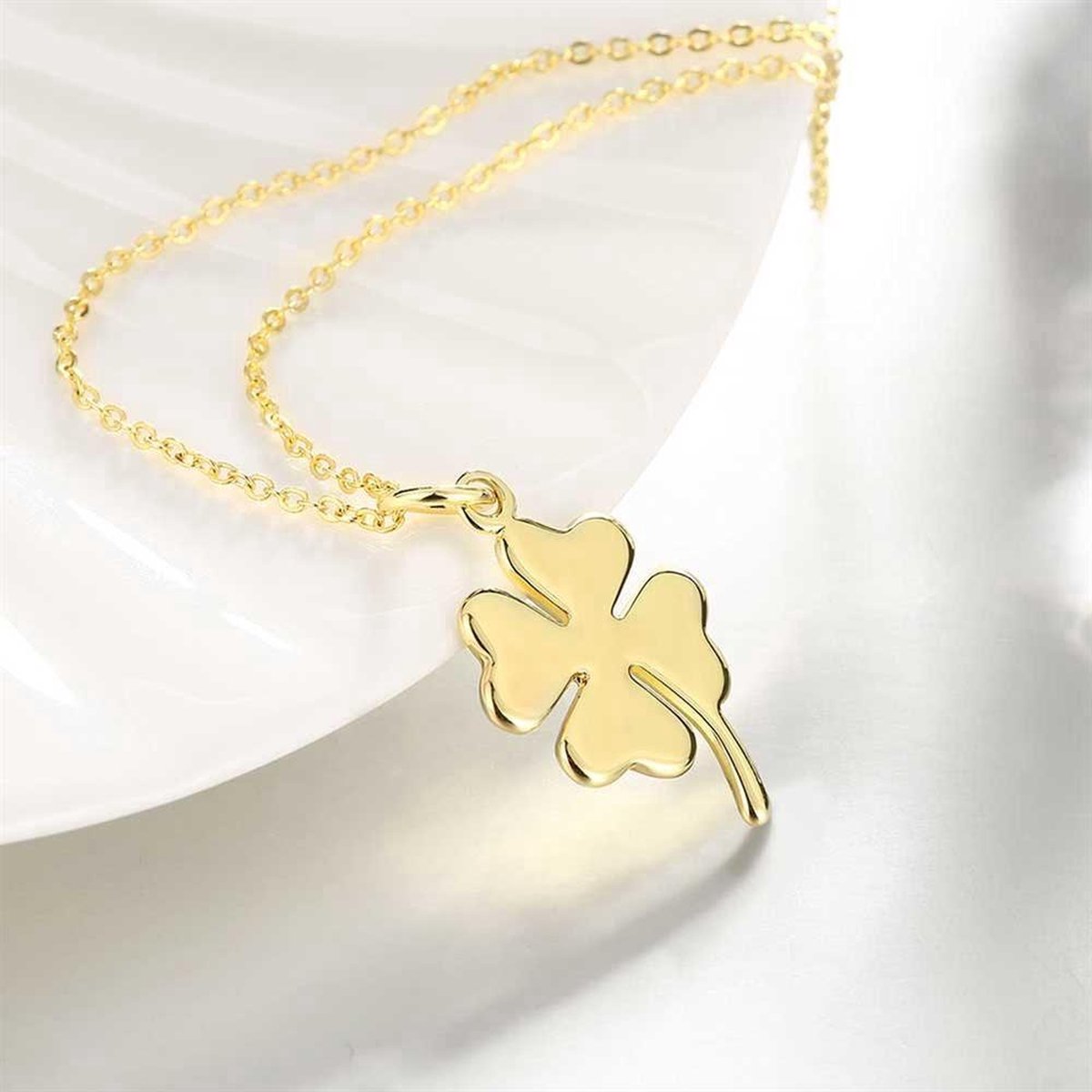 Fate Jewellery Ketting FJ442 - Golden Clover - 45 + 5cm - verguld | bol.com