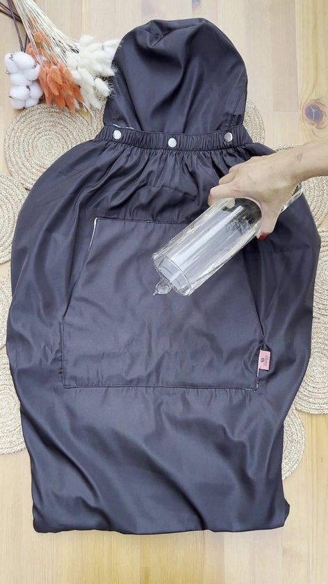 Zingy Wear - Waterproof CozyHug Cover Black - Moederschap Baby Kleiding ...