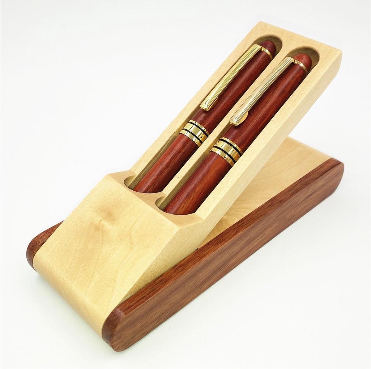 Houten pennen met houten pennenhouder - Vulpen en balpen duo - Perfect ...