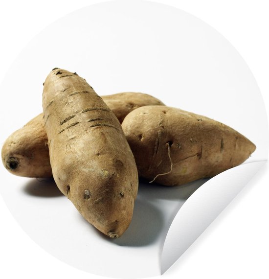 Trois patates douces non pelées sur fond blanc Sticker mural cercle ...