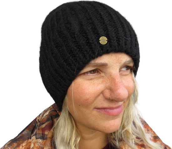 Dames muts gebreid met deels wol - Made in EU | bol