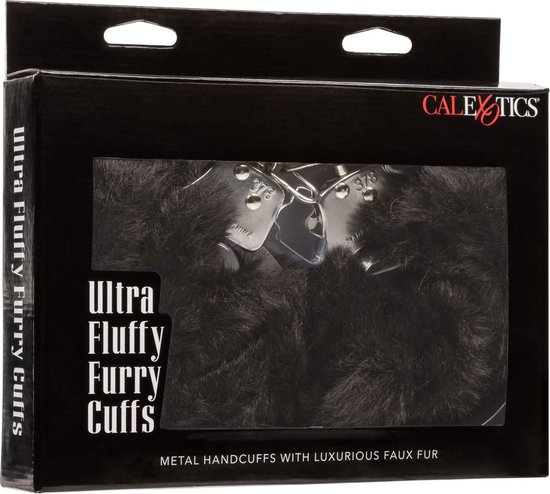 Ultra Fluffy Furry Cuffs | bol.com