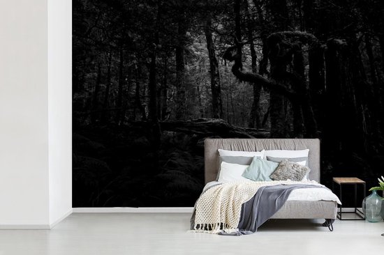 Behang - Fotobehang Donkere sprookjes jungle - zwart wit - Breedte 525 ...