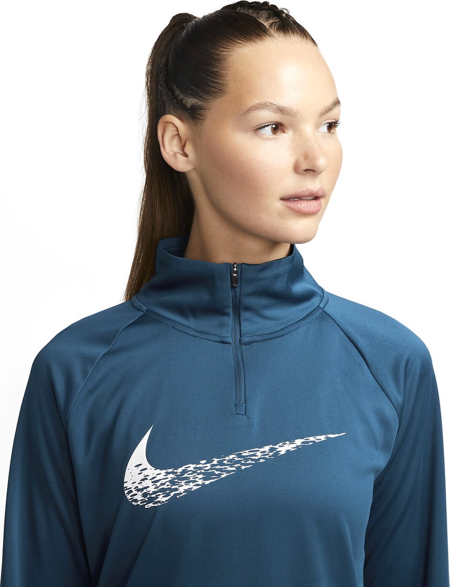 Nike Dri-Fit Swoosh Run Dames Top | bol.com