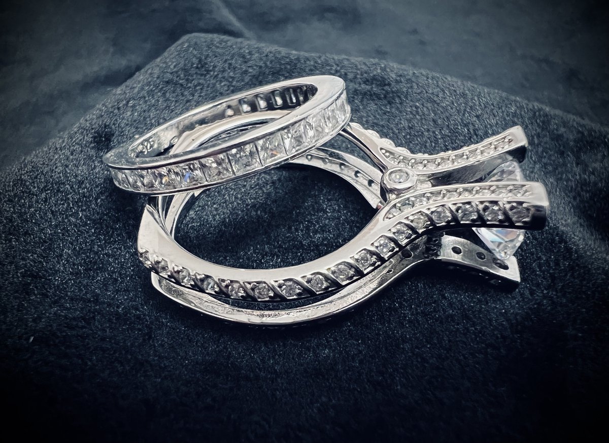 2 ringen in 1 met grote steen | bol