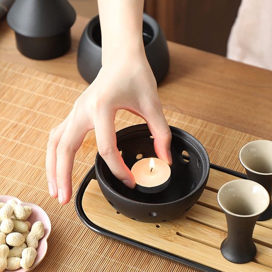 Traditionele Japanse sake-set, sake-karaf (170 ml) met 6 sake-bekers ...