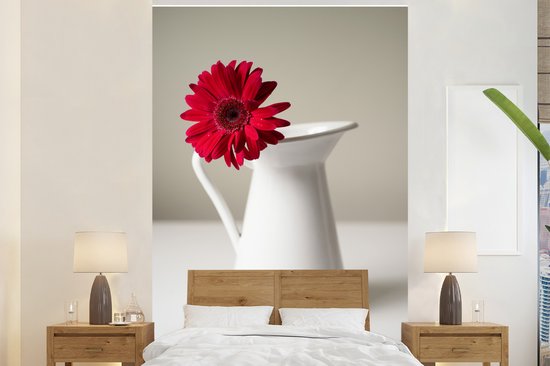 Behang - Fotobehang Kan - Gerbera - Rood - Breedte 145 cm x hoogte 220 ...