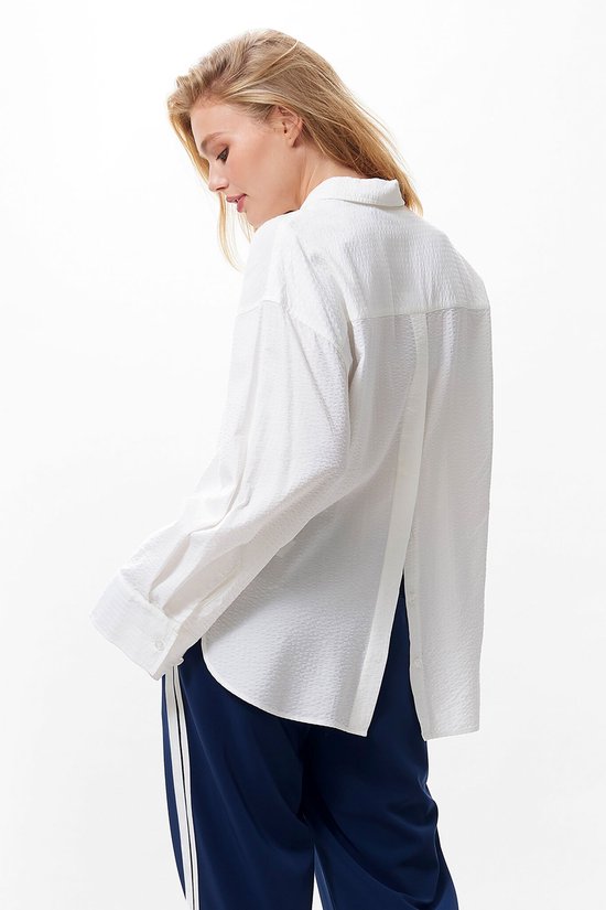 2502013604 Double placket blouse | bol