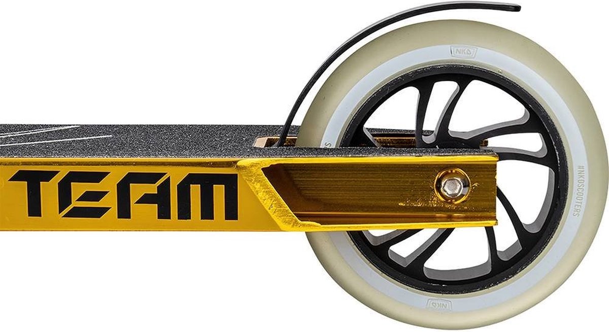 NKD Team stuntstep Goud / Zwart | bol.com