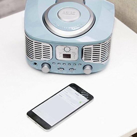 Akai Retro CD-speler Bluetooth Boombox met FM-radio | bol