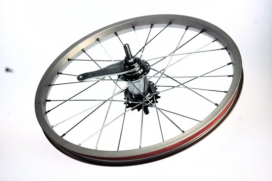 Hulzebos Achterwiel 18x1.75 remnaaf | bol