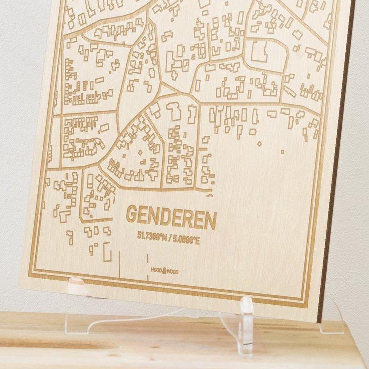 Kaart Genderen - Gegraveerde stadskaart Hood&Wood - Hout, A4 | bol.com