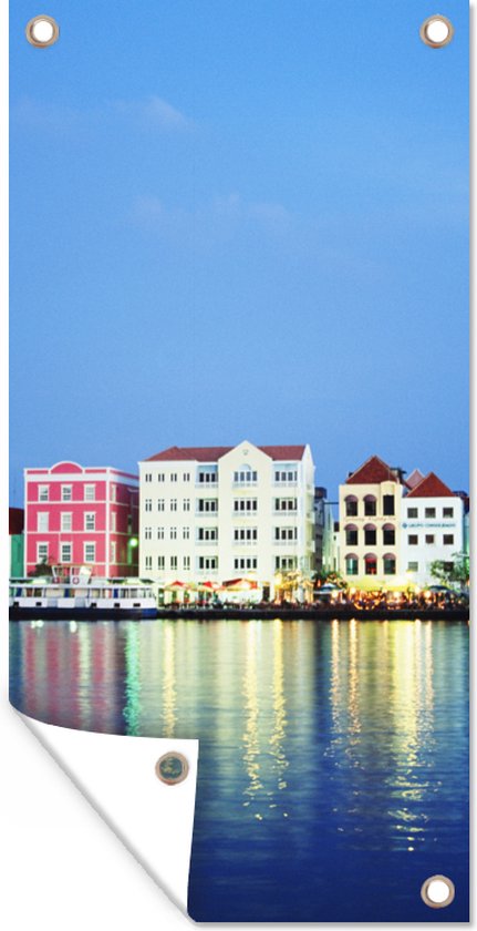 Schuttingposter Curaçao - Huizen - Skyline - 100x200 cm - Tuindoek | bol