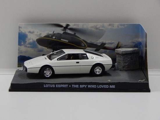Lotus Esprit James Bond “The Spy Who Loved Me” Wit 1-43 | bol.com