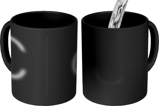 Mug magique - Photo sur tasse de chaleur - une lettre majuscule et une ...