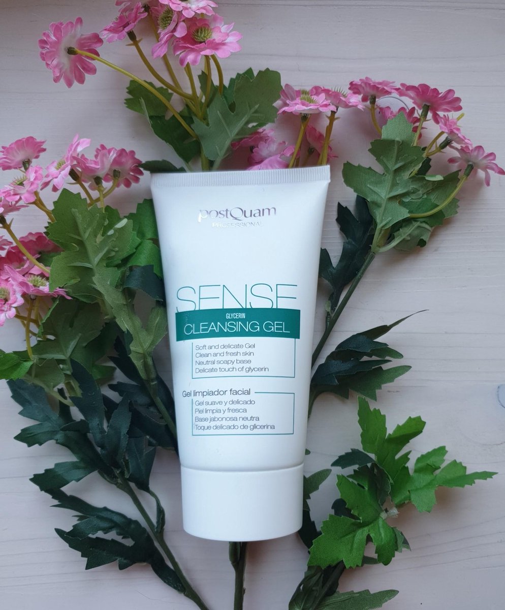 Gezicht reiniger gel, gevoelige en geïrriteerde huid 150ml | bol.com