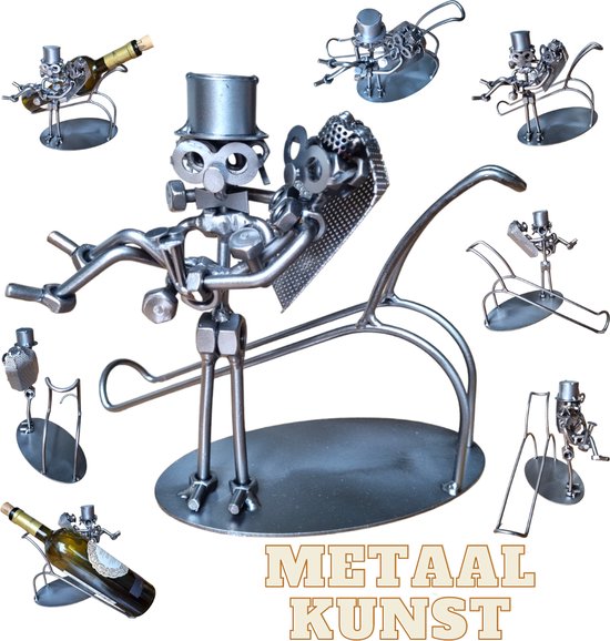 Pasgetrouwden-huwelijk-getrouwd-bruidspaar-wijn houder-metaal kunst ...