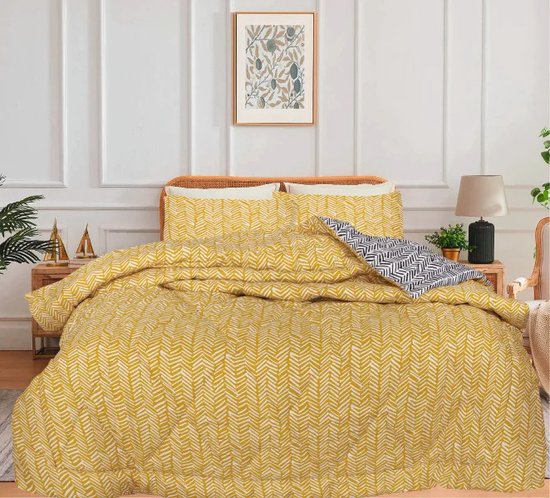 Decoware dekbed zonder overtrek - Helston geel - microvezel - 300gsm - 140x200 + 50x75 cm | bol