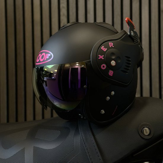 Roof Boxer V8 helm stickers - Fluor roze | bol