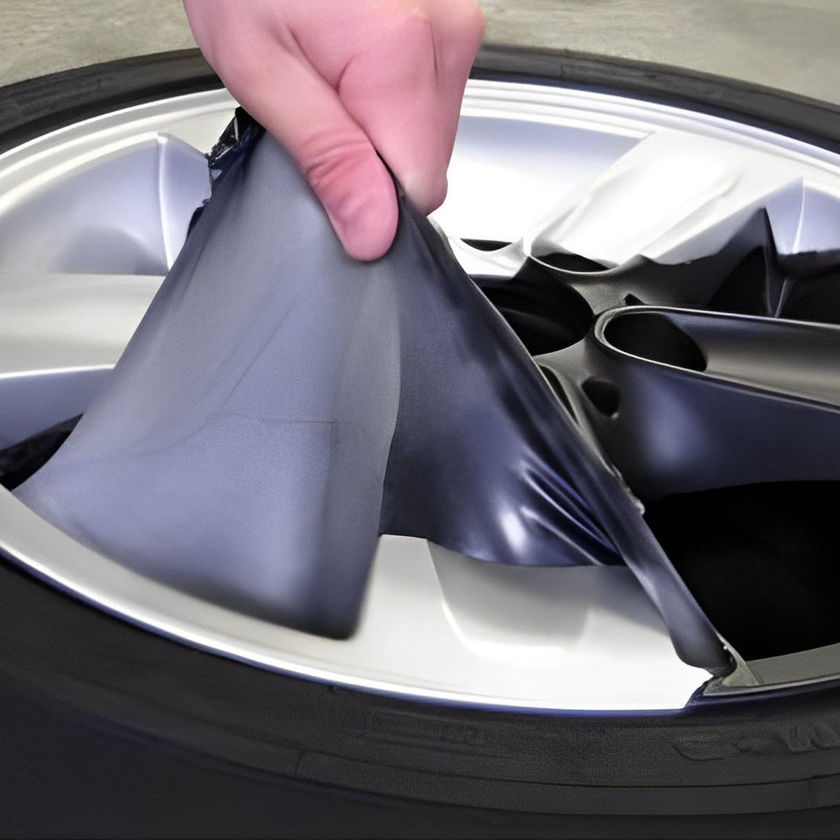 FullDip Plastidip Spray Dip 400ml Aérosol - Hyper Noir / Zwart ...