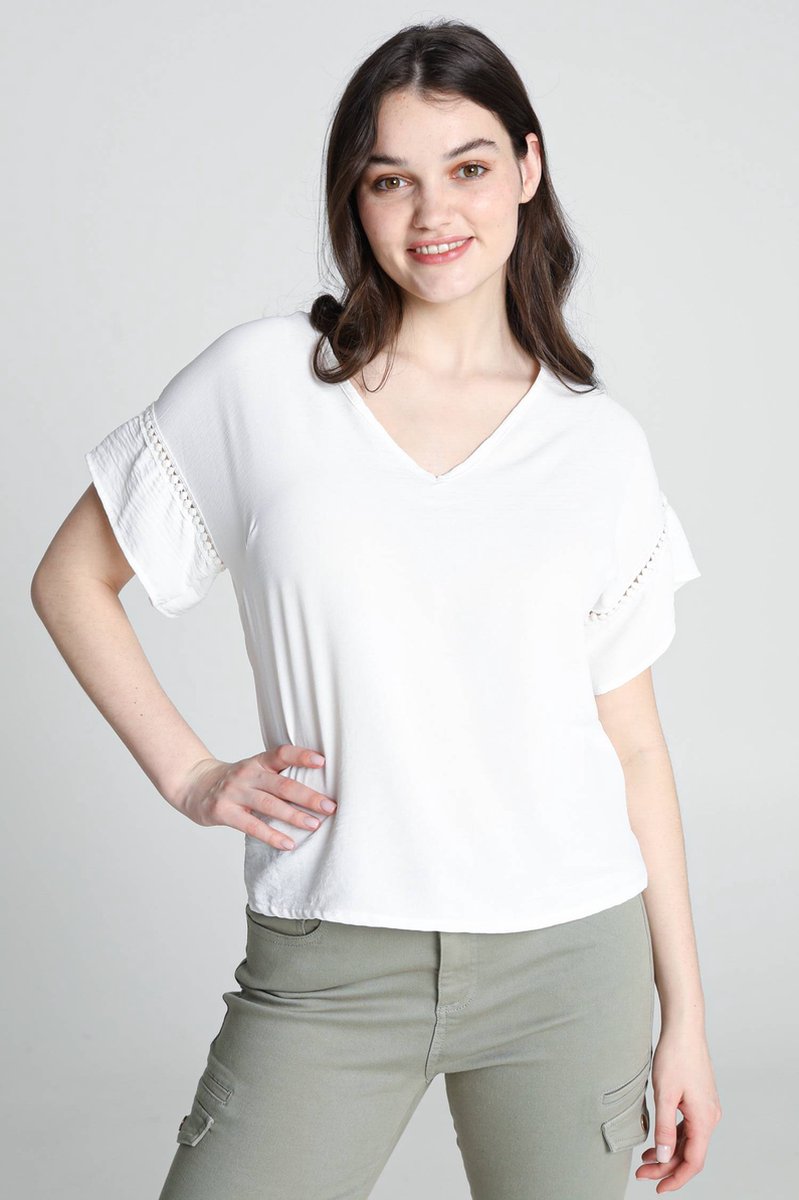 Cassis Effen blouse met kantwerk en open rug | bol.com