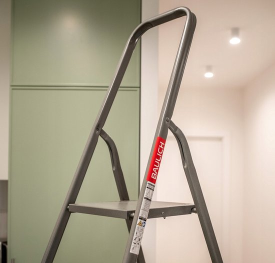 Baulich Stalen ladder met 7 treden - antislip treden en platform ...