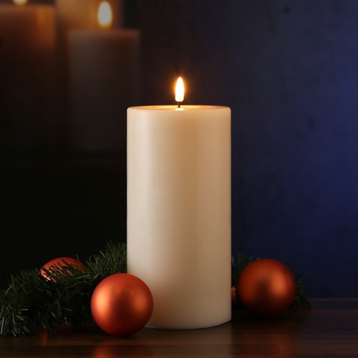 Luxe LED kaars - Crème LED Candle 5 x 10 cm - net een echte kaars ...