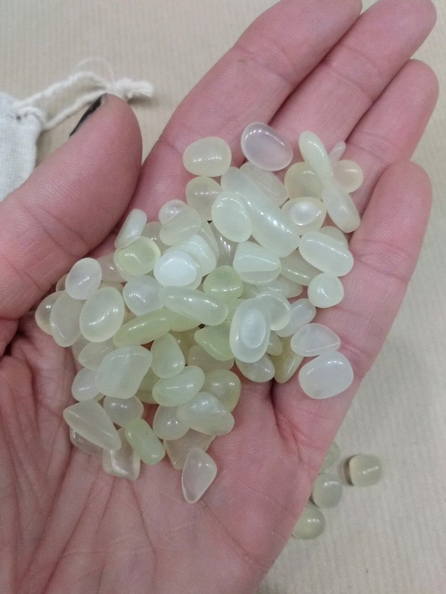 Oplaadsteentjes Kristallen Edelstenen GELE JADE 80 gram in kado zakje ...