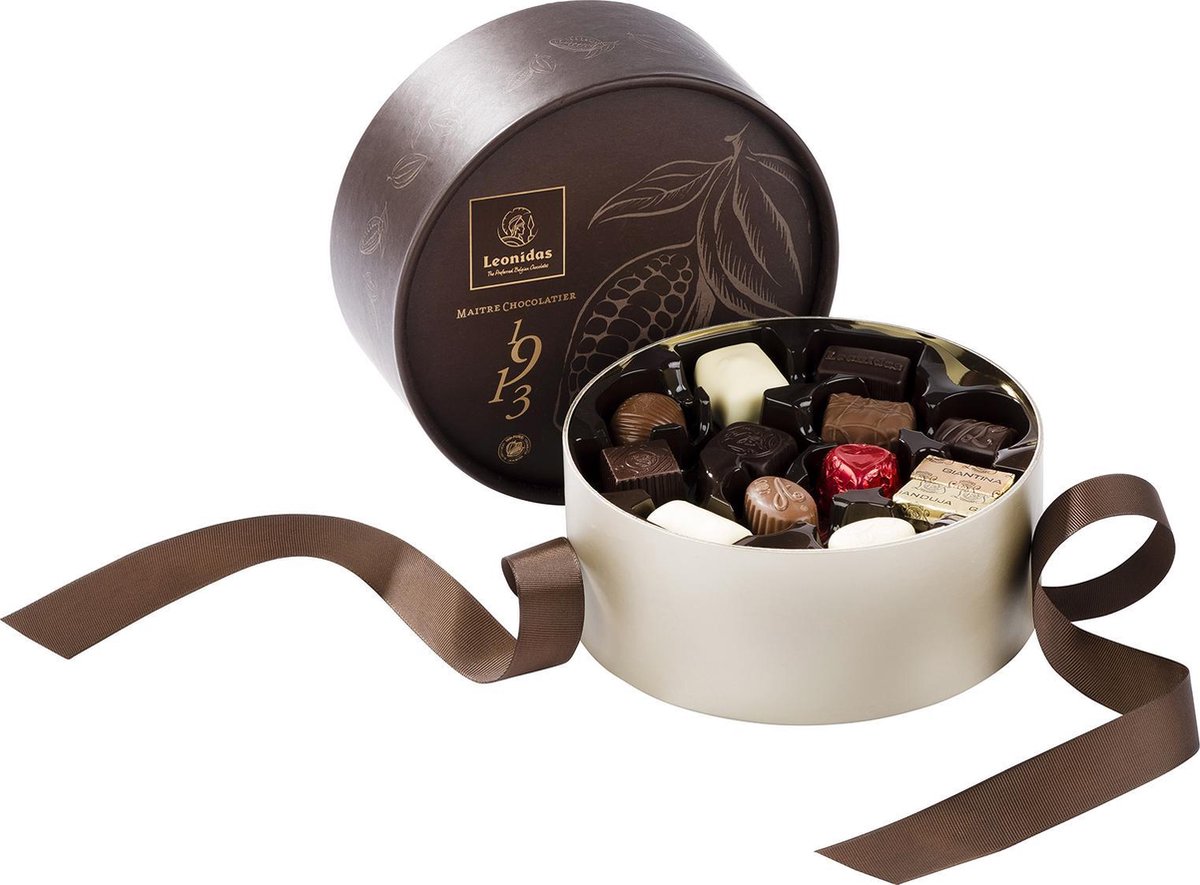 Chocolade Cadeau | Leonidas Bonbons | Luxe Bruine Giftbox | Met 24 ...