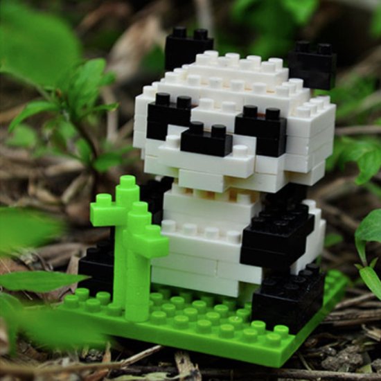 FunWithBlocks® Panda nanoblock - 94 miniblocks | bol