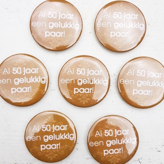7 Buttons Al 50 jaar een gelukkig paar - button - 50 jaar - goud ...