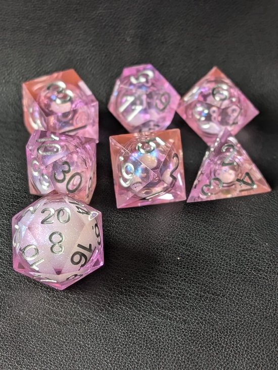 Pearl Kissed DnD Dice - Dungeons & Dragons - Dice Set | bol