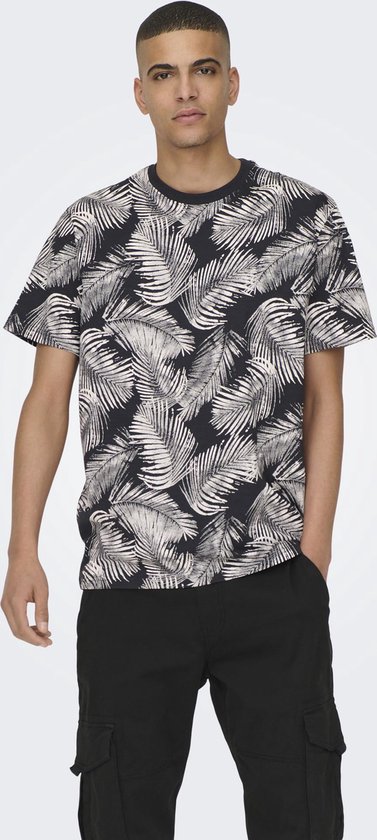 Only And Sons Onsperry Life Reg Leaf Aop Ss Tee Noos Heren T Shirt Maat