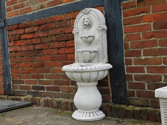 Wandfontein leeuw - 105 cm - steen - klassieke waterspuwer | bol