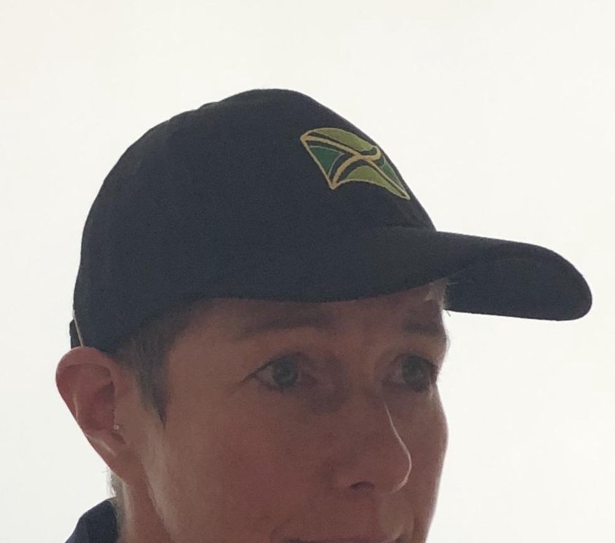 bol.com | Bennie Klein Zwarte baseball cap met een wapperende ...