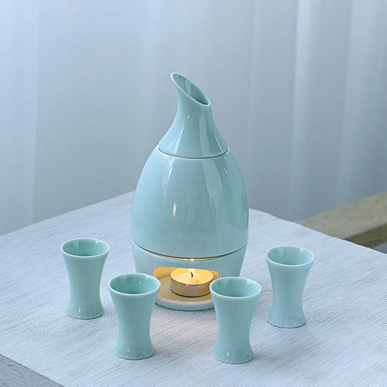 Sake Set, Japanse Sake Carafe Decanter 250ml en 4 Sake Cups Set voor ...