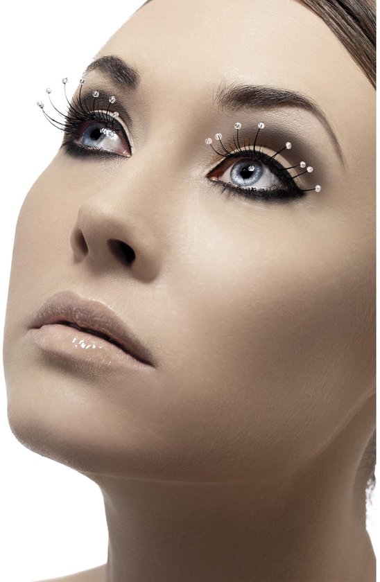 Eyelashes with Droplets | bol