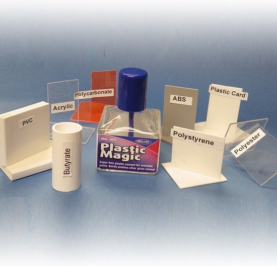 Deluxe Materials Plastic Magic Cement 40 ml | bol