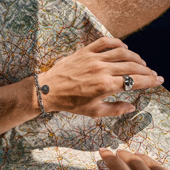 Atlas | Zilverkleurige Stalen Poolster Bedelarmband | bol