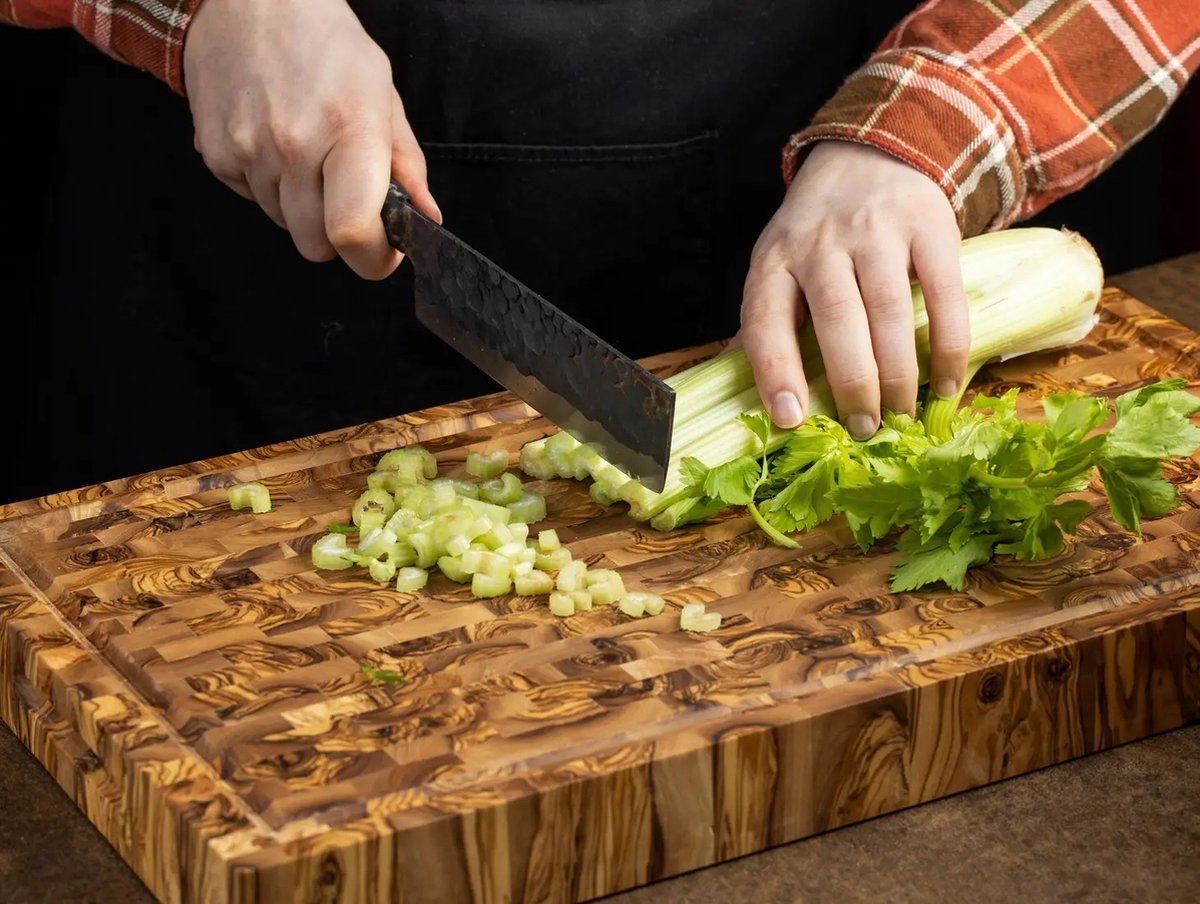 SOLTAKO snijplank massief olijfhout 50 cm | bol.com