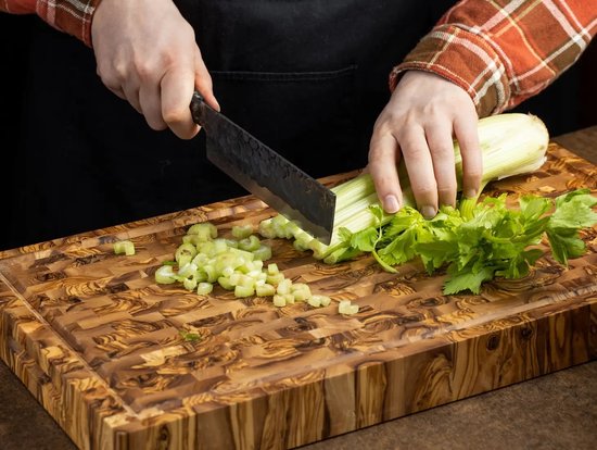 SOLTAKO snijplank massief olijfhout 50 cm | bol.com