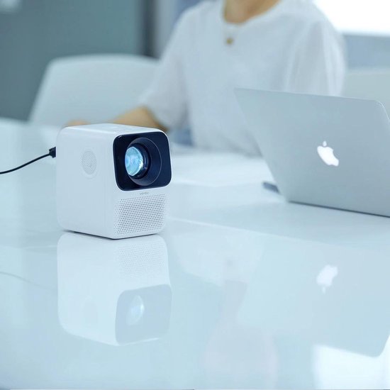 Mini Beamer - Projector - 5000 Lumen met 200 ANSI lumens - Input tot ...