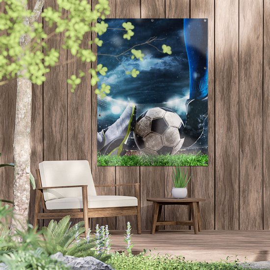 Gards Tuinposter Voetbal Sliding op de Bal in het Stadion - 90x120 cm - Tuindoek -... | bol