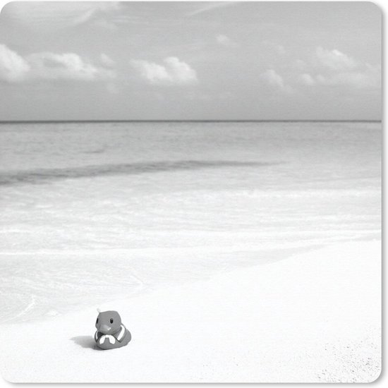 Muismat XL - Badeend op een zandstrand - zwart wit - 30x30 | bol